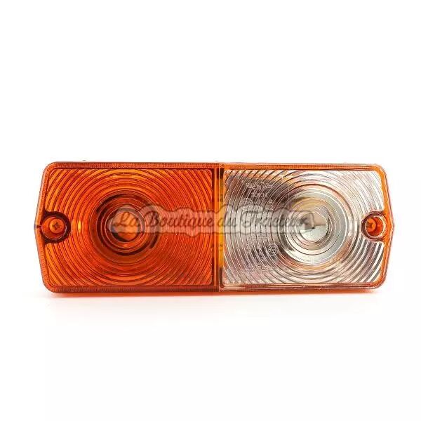 Angled rear RH/LH light